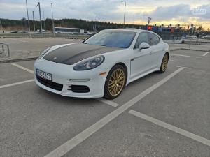 White Porsche Panamera 2015 in Vilnius, with an engine capacity of 3.60 L and mileage of 192 thousand km for 15700 €, photo  on AUTOMOTO.COM.LV