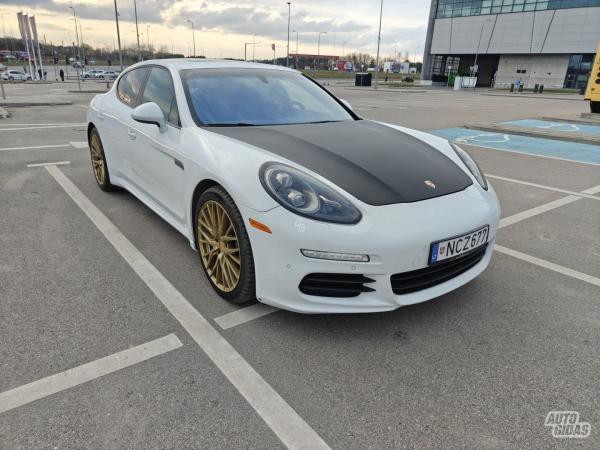 Balts Porsche Panamera 2015 Viļņa, ar dzinēja tilpumu 3.60 L un nobraukumu 192 tūkst. km par 15700 €, foto 2 vietnē AUTOMOTO.COM.LV