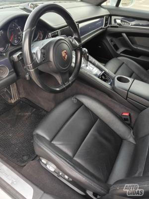 White Porsche Panamera 2015 in Vilnius, with an engine capacity of 3.60 L and mileage of 192 thousand km for 15700 €, photo 7 on AUTOMOTO.COM.LV