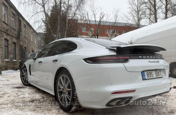 Balts Porsche Panamera 2017 Tallina, ar dzinēja tilpumu 4.00 L un nobraukumu 220 tūkst. km par 51000 €, foto 3 vietnē AUTOMOTO.COM.LV