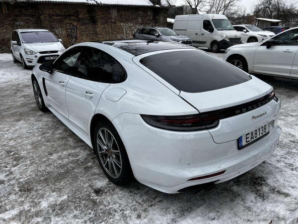 Balts Porsche Panamera 2017 Šauļi, ar dzinēja tilpumu 2.89 L un nobraukumu 119 tūkst. km par 46300 €, foto 4 vietnē AUTOMOTO.COM.LV