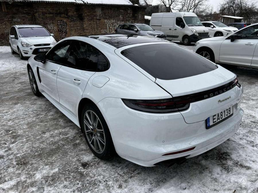 Balts Porsche Panamera 2017 Šauļi, ar dzinēja tilpumu 2.89 L un nobraukumu 119 tūkst. km par 46300 €, foto 4 vietnē AUTOMOTO.COM.LV