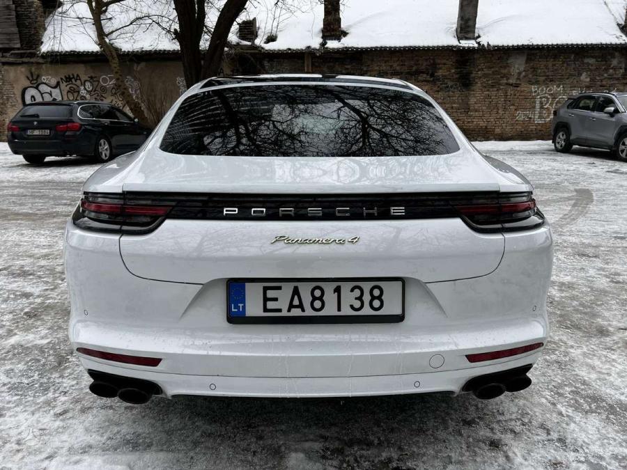 Balts Porsche Panamera 2017 Šauļi, ar dzinēja tilpumu 2.89 L un nobraukumu 119 tūkst. km par 46300 €, foto 5 vietnē AUTOMOTO.COM.LV