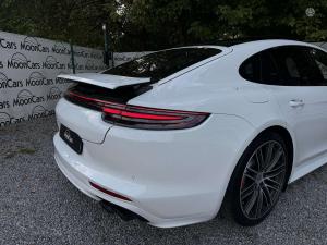 Balts Porsche Panamera 2018 Viļņa, ar dzinēja tilpumu 2.89 L un nobraukumu 220 tūkst. km par 40000 €, foto 12 vietnē AUTOMOTO.COM.LV