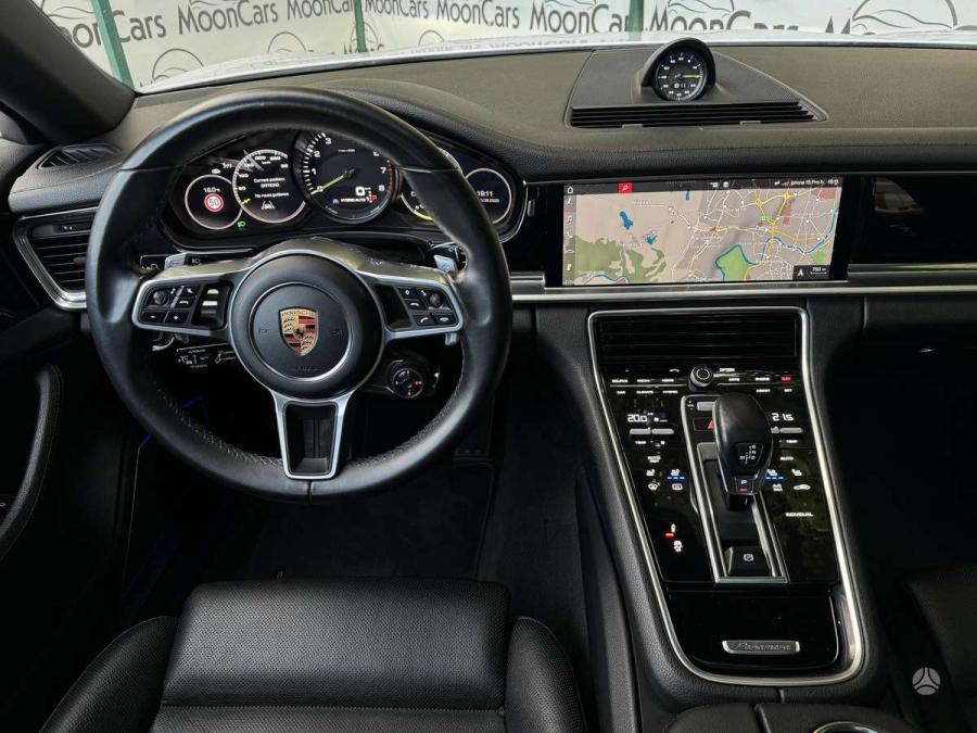 Balts Porsche Panamera 2018 Viļņa, ar dzinēja tilpumu 2.89 L un nobraukumu 220 tūkst. km par 40000 €, foto 15 vietnē AUTOMOTO.COM.LV