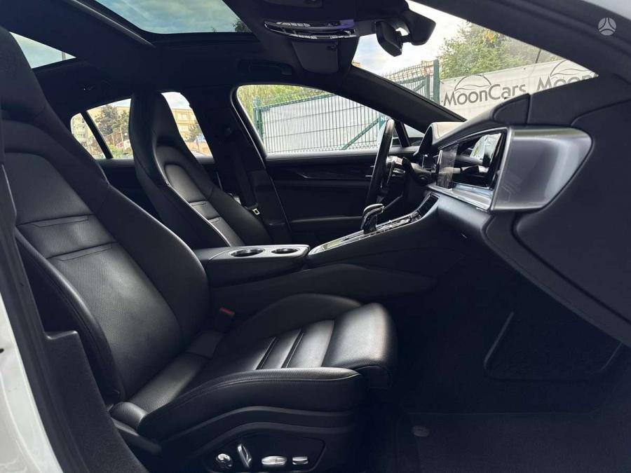 Balts Porsche Panamera 2018 Viļņa, ar dzinēja tilpumu 2.89 L un nobraukumu 220 tūkst. km par 40000 €, foto 18 vietnē AUTOMOTO.COM.LV