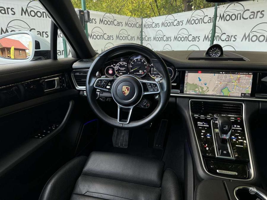 Balts Porsche Panamera 2018 Viļņa, ar dzinēja tilpumu 2.89 L un nobraukumu 220 tūkst. km par 40000 €, foto 19 vietnē AUTOMOTO.COM.LV