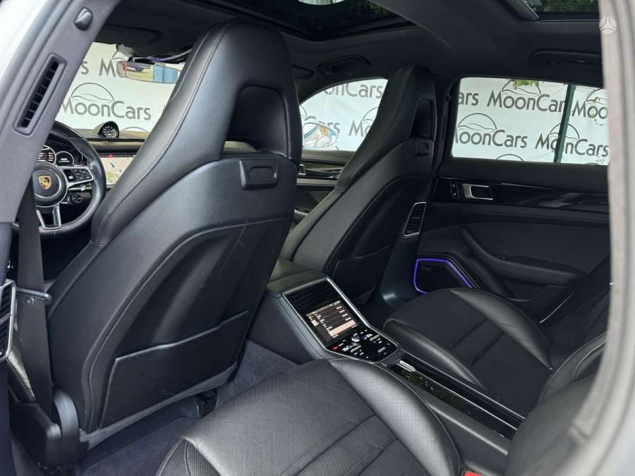 Balts Porsche Panamera 2018 Viļņa, ar dzinēja tilpumu 2.89 L un nobraukumu 220 tūkst. km par 40000 €, foto 21 vietnē AUTOMOTO.COM.LV