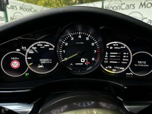 Balts Porsche Panamera 2018 Viļņa, ar dzinēja tilpumu 2.89 L un nobraukumu 220 tūkst. km par 40000 €, foto 28 vietnē AUTOMOTO.COM.LV