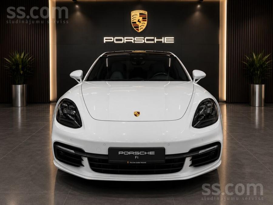 White Porsche Panamera 2020 in Riga, with an engine capacity of 2.90 L and mileage of 44 thousand km for 64900 €, photo 3 on AUTOMOTO.COM.LV