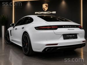White Porsche Panamera 2020 in Riga, with an engine capacity of 2.90 L and mileage of 44 thousand km for 64900 €, photo 6 on AUTOMOTO.COM.LV