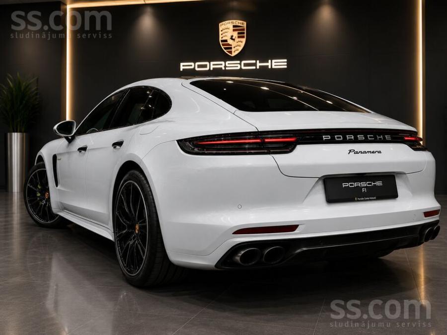 White Porsche Panamera 2020 in Riga, with an engine capacity of 2.90 L and mileage of 44 thousand km for 64900 €, photo 6 on AUTOMOTO.COM.LV
