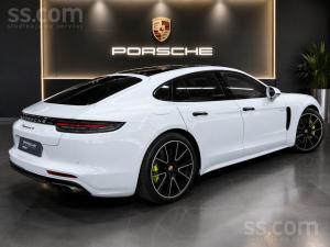 White Porsche Panamera 2020 in Riga, with an engine capacity of 2.90 L and mileage of 44 thousand km for 64900 €, photo 7 on AUTOMOTO.COM.LV