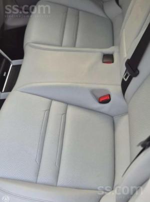 White Porsche Panamera 2020 in Riga, with an engine capacity of 2.90 L and mileage of 44 thousand km for 64900 €, photo 17 on AUTOMOTO.COM.LV