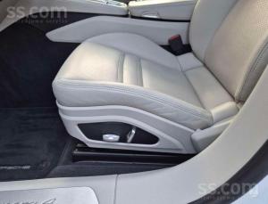 White Porsche Panamera 2020 in Riga, with an engine capacity of 2.90 L and mileage of 44 thousand km for 64900 €, photo 20 on AUTOMOTO.COM.LV