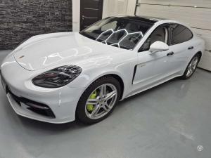 White Porsche Panamera 2020 in Druskininkai, with an engine capacity of 2.89 L and mileage of 45 thousand km for 54000 €, photo  on AUTOMOTO.COM.LV