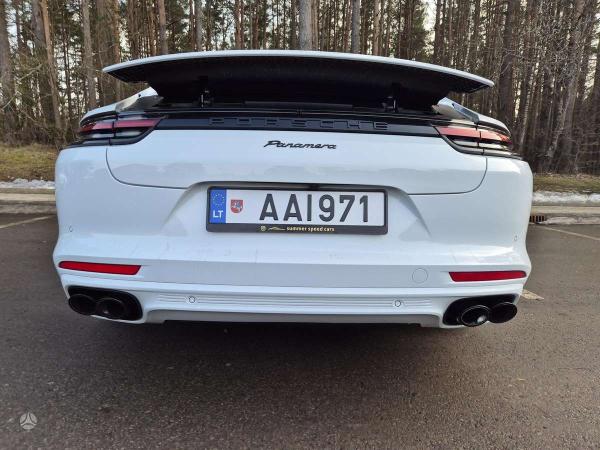 White Porsche Panamera 2020 in Druskininkai, with an engine capacity of 2.89 L and mileage of 45 thousand km for 54000 €, photo 7 on AUTOMOTO.COM.LV