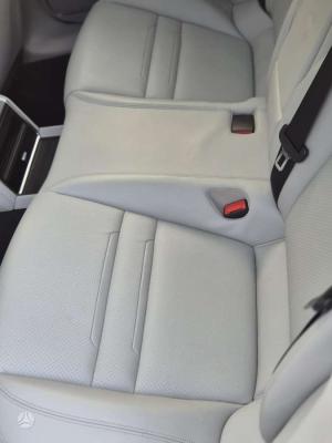 White Porsche Panamera 2020 in Druskininkai, with an engine capacity of 2.89 L and mileage of 45 thousand km for 54000 €, photo 22 on AUTOMOTO.COM.LV