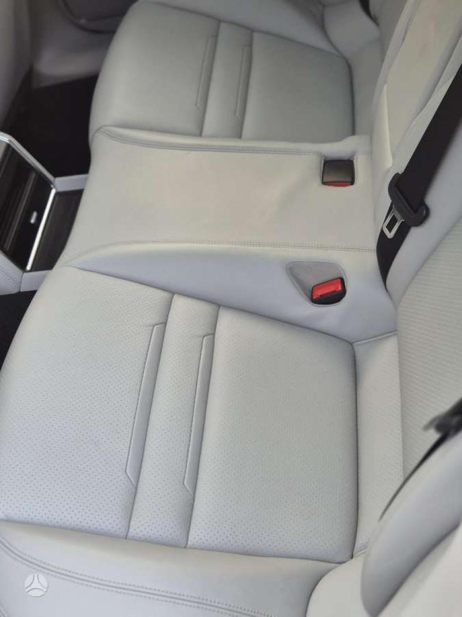 White Porsche Panamera 2020 in Druskininkai, with an engine capacity of 2.89 L and mileage of 45 thousand km for 54000 €, photo 22 on AUTOMOTO.COM.LV