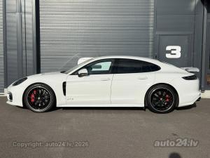 White Porsche Panamera 2022 in Tallinn, with an engine capacity of 4.00 L and mileage of 48 thousand km for 84995 €, photo 4 on AUTOMOTO.COM.LV