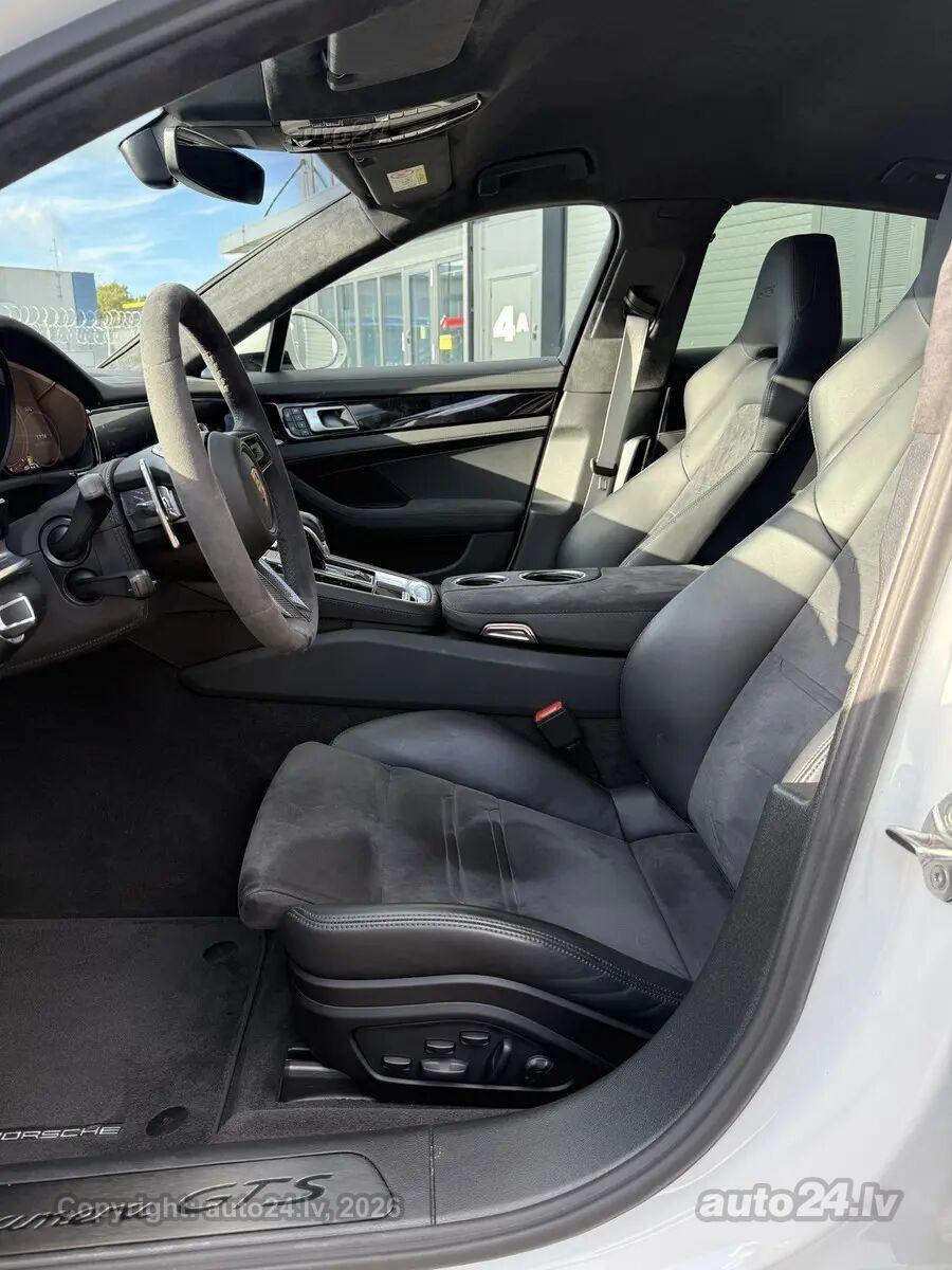 White Porsche Panamera 2022 in Tallinn, with an engine capacity of 4.00 L and mileage of 48 thousand km for 84995 €, photo 12 on AUTOMOTO.COM.LV