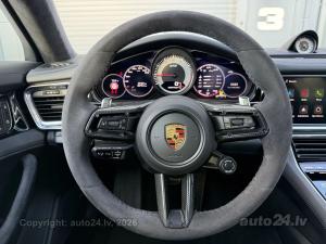 White Porsche Panamera 2022 in Tallinn, with an engine capacity of 4.00 L and mileage of 48 thousand km for 84995 €, photo 15 on AUTOMOTO.COM.LV
