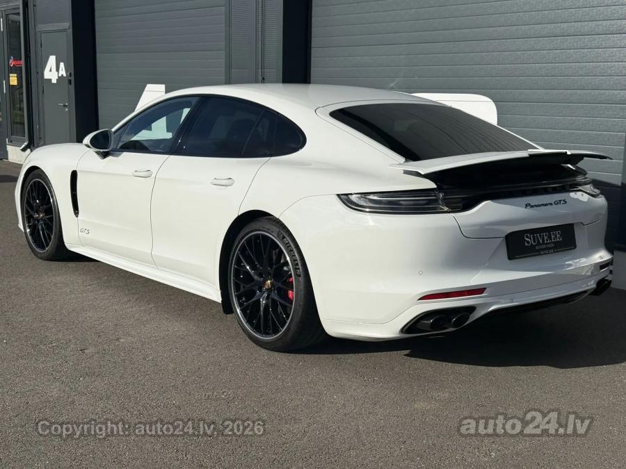 White Porsche Panamera 2022 in Tallinn, with an engine capacity of 4.00 L and mileage of 48 thousand km for 84995 €, photo 25 on AUTOMOTO.COM.LV