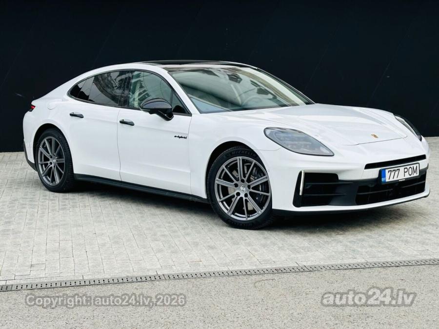 Balts Porsche Panamera 2024 Tallina, ar dzinēja tilpumu 2.90 L un nobraukumu 25 tūkst. km par 124900 €, foto 1 vietnē AUTOMOTO.COM.LV