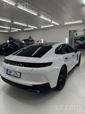 White Porsche Panamera 2025 in Riga, with an engine capacity of 3.00 L and mileage of 8 thousand km for 88500 €, photo 3 on AUTOMOTO.COM.LV