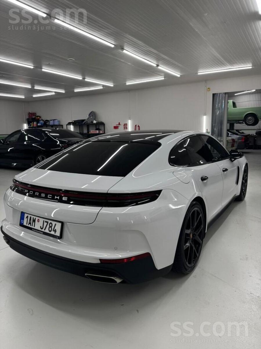 White Porsche Panamera 2025 in Riga, with an engine capacity of 3.00 L and mileage of 8 thousand km for 88500 €, photo 3 on AUTOMOTO.COM.LV