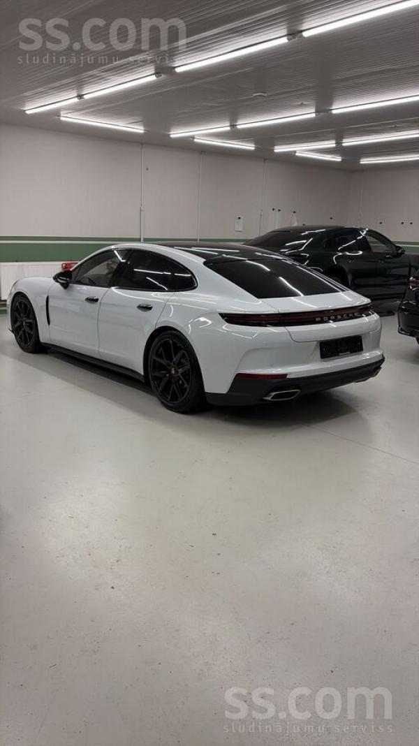 White Porsche Panamera 2025 in Riga, with an engine capacity of 3.00 L and mileage of 8 thousand km for 88500 €, photo 6 on AUTOMOTO.COM.LV