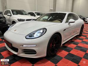 Balts Porsche Panamera 2014 Viļņa, ar dzinēja tilpumu 3.00 L un nobraukumu 129 tūkst. km par 27900 €, foto  vietnē AUTOMOTO.COM.LV