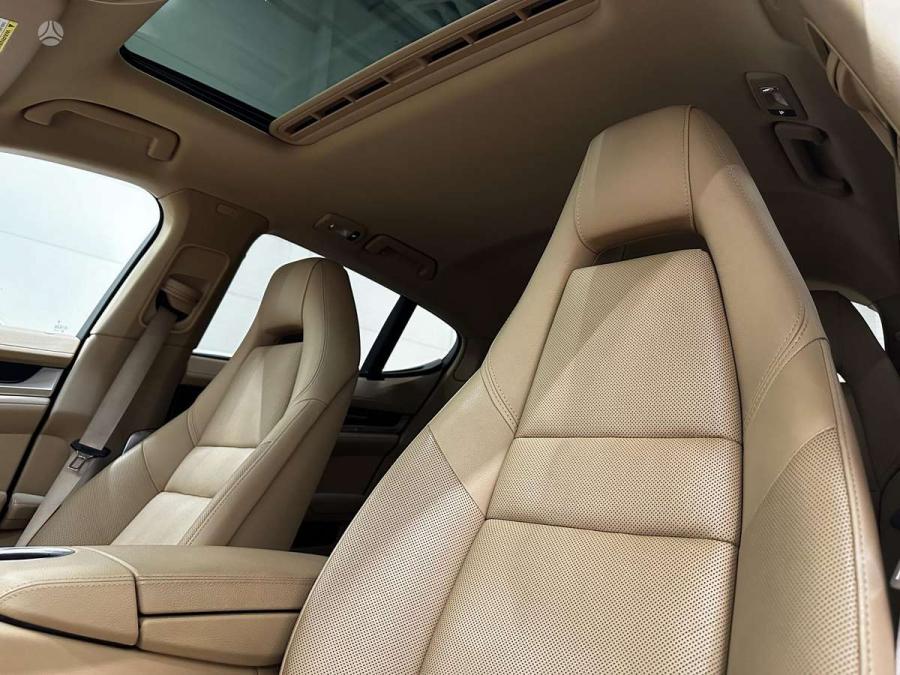 Balts Porsche Panamera 2014 Viļņa, ar dzinēja tilpumu 3.00 L un nobraukumu 129 tūkst. km par 27900 €, foto 13 vietnē AUTOMOTO.COM.LV