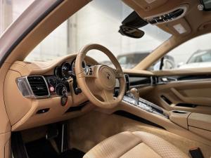 Balts Porsche Panamera 2014 Viļņa, ar dzinēja tilpumu 3.00 L un nobraukumu 129 tūkst. km par 27900 €, foto 14 vietnē AUTOMOTO.COM.LV