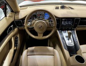 Balts Porsche Panamera 2014 Viļņa, ar dzinēja tilpumu 3.00 L un nobraukumu 129 tūkst. km par 27900 €, foto 18 vietnē AUTOMOTO.COM.LV