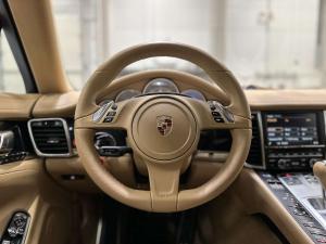 Balts Porsche Panamera 2014 Viļņa, ar dzinēja tilpumu 3.00 L un nobraukumu 129 tūkst. km par 27900 €, foto 19 vietnē AUTOMOTO.COM.LV