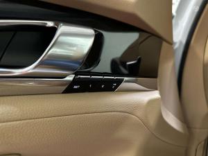 Balts Porsche Panamera 2014 Viļņa, ar dzinēja tilpumu 3.00 L un nobraukumu 129 tūkst. km par 27900 €, foto 31 vietnē AUTOMOTO.COM.LV