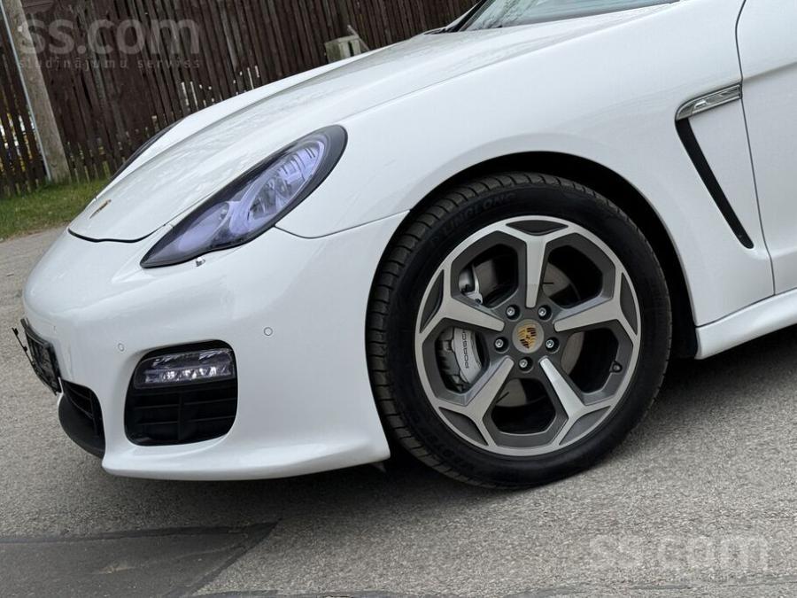 Balts Porsche Panamera 2010 Jūrmala, ar dzinēja tilpumu 4.80 L un nobraukumu 0 tūkst. km par 19950 €, foto 7 vietnē AUTOMOTO.COM.LV