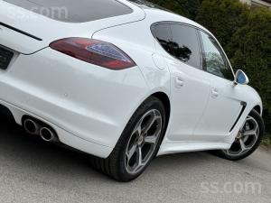 Balts Porsche Panamera 2010 Jūrmala, ar dzinēja tilpumu 4.80 L un nobraukumu 0 tūkst. km par 19950 €, foto 15 vietnē AUTOMOTO.COM.LV