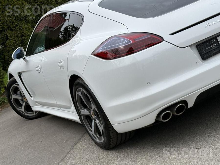 Balts Porsche Panamera 2010 Jūrmala, ar dzinēja tilpumu 4.80 L un nobraukumu 0 tūkst. km par 19950 €, foto 18 vietnē AUTOMOTO.COM.LV