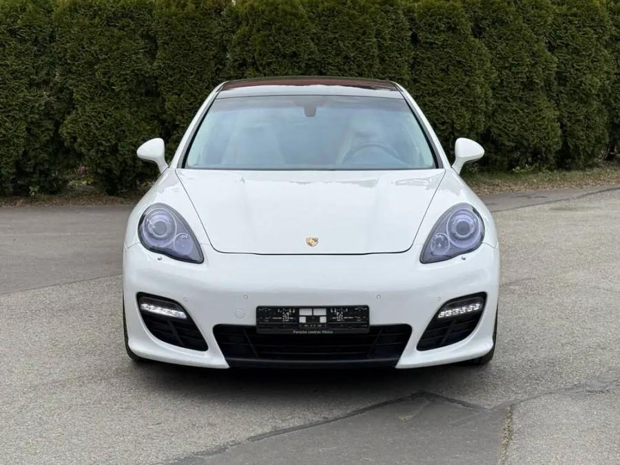 Balts Porsche Panamera 2010 Jūrmala, ar dzinēja tilpumu 4.80 L un nobraukumu 217 tūkst. km par 19950 €, foto 8 vietnē AUTOMOTO.COM.LV