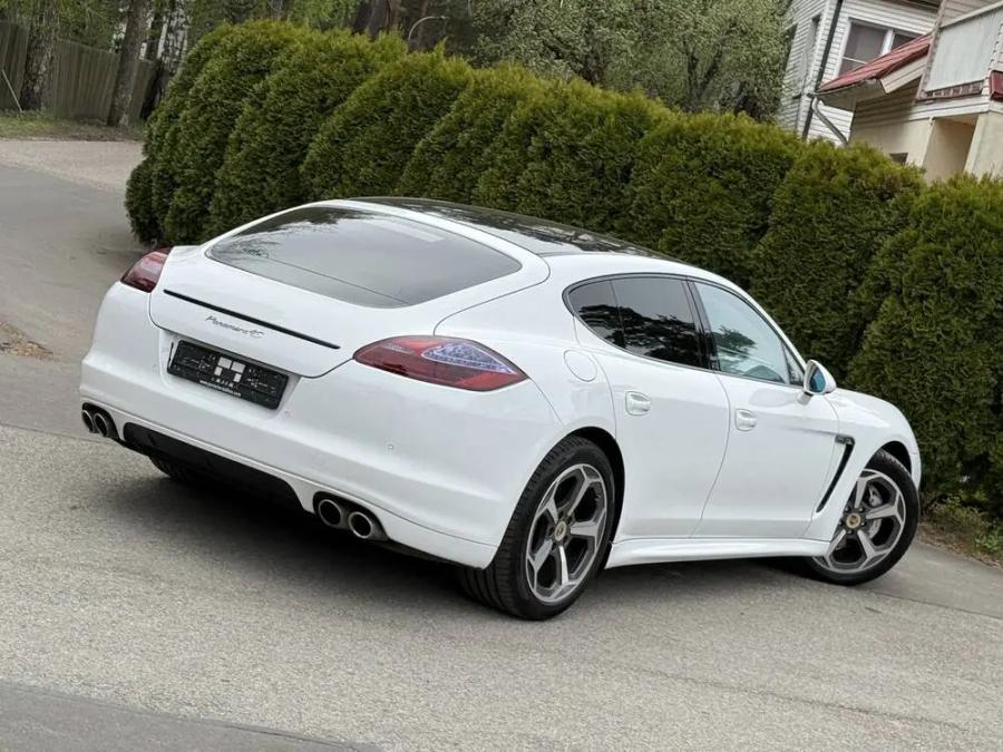 Balts Porsche Panamera 2010 Jūrmala, ar dzinēja tilpumu 4.80 L un nobraukumu 217 tūkst. km par 19950 €, foto 14 vietnē AUTOMOTO.COM.LV