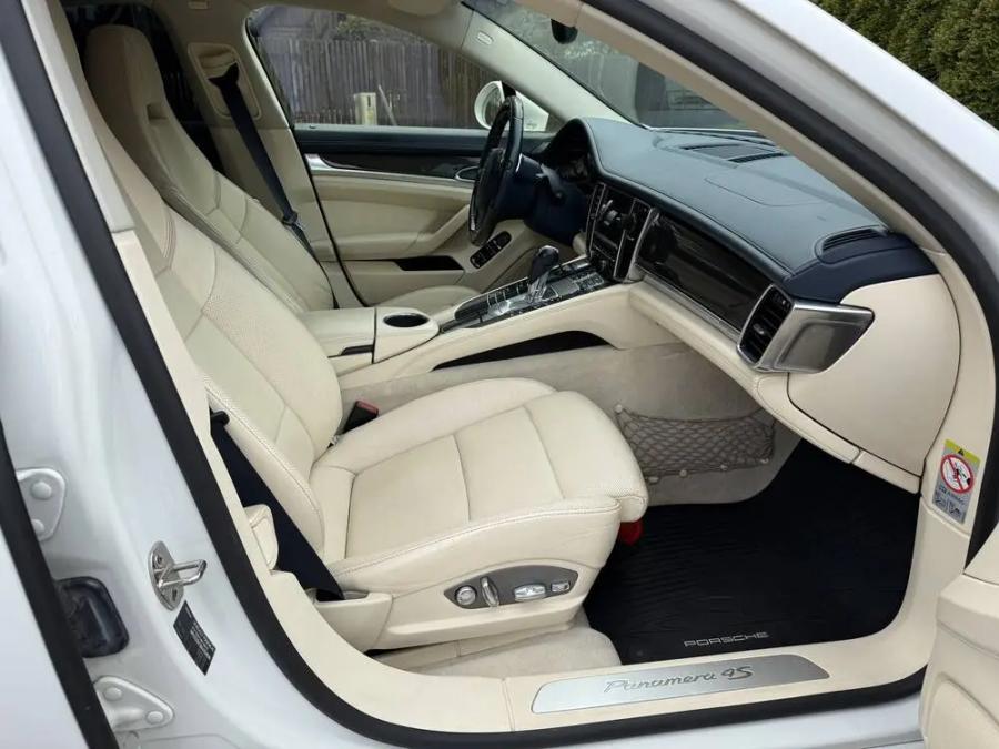 Balts Porsche Panamera 2010 Jūrmala, ar dzinēja tilpumu 4.80 L un nobraukumu 217 tūkst. km par 19950 €, foto 20 vietnē AUTOMOTO.COM.LV