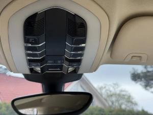 Balts Porsche Panamera 2010 Jūrmala, ar dzinēja tilpumu 4.80 L un nobraukumu 217 tūkst. km par 19950 €, foto 36 vietnē AUTOMOTO.COM.LV