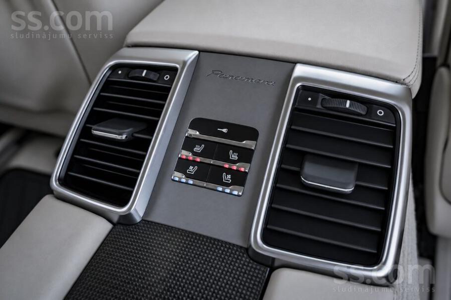White Porsche Panamera 2011 in Riga, with an engine capacity of 4.80 L and mileage of 218 thousand km for 13950 €, photo 15 on AUTOMOTO.COM.LV