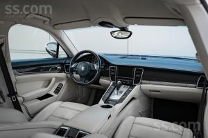 White Porsche Panamera 2011 in Riga, with an engine capacity of 4.80 L and mileage of 218 thousand km for 13950 €, photo 17 on AUTOMOTO.COM.LV