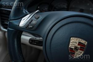 White Porsche Panamera 2011 in Riga, with an engine capacity of 4.80 L and mileage of 218 thousand km for 13950 €, photo 19 on AUTOMOTO.COM.LV