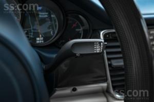 White Porsche Panamera 2011 in Riga, with an engine capacity of 4.80 L and mileage of 218 thousand km for 13950 €, photo 22 on AUTOMOTO.COM.LV
