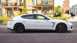 White Porsche Panamera 2013 in Tallinn, with an engine capacity of 4.80 L and mileage of 86 thousand km for 35900 €, photo 5 on AUTOMOTO.COM.LV