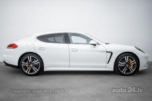 White Porsche Panamera 2013 in Tallinn, with an engine capacity of 3.00 L and mileage of 140 thousand km for 29999 €, photo 5 on AUTOMOTO.COM.LV